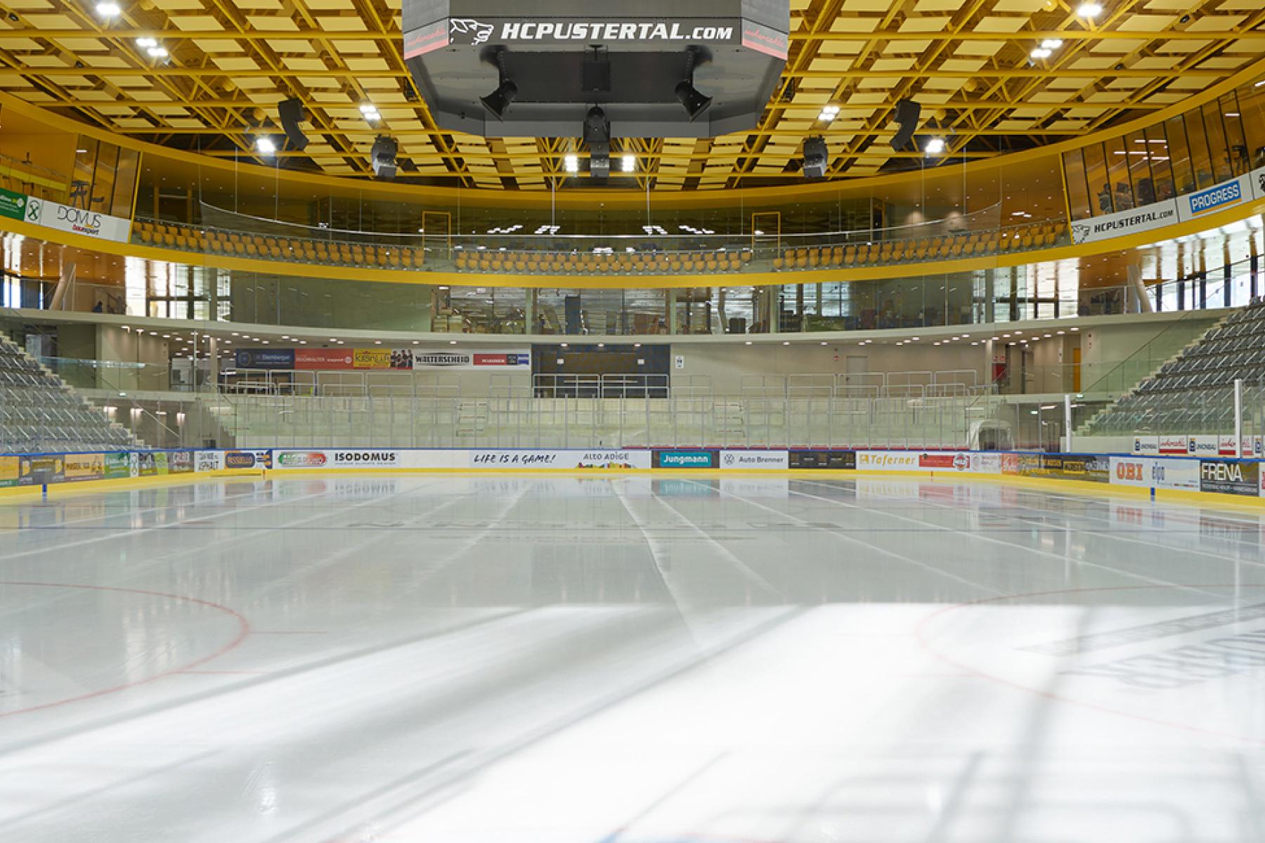 Intercable Arena in Bruneck | IAKS International